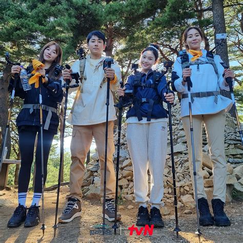 Tvn Joy On Twitter D 1 🏔 주말엔 산 타러 가야지 해놓고 바람이 보통 아니다 싶어 포기하신 분들 내일 오후 본방사수 1029 토 오후