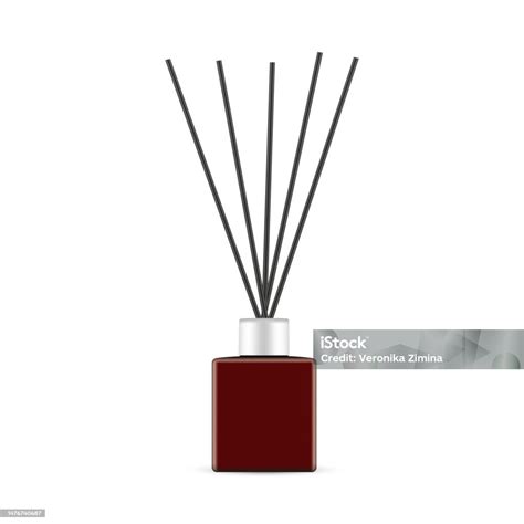 Botol Diffuser Kuning Kecil Dengan Stik Aroma Ilustrasi Stok Unduh Gambar Sekarang Ambar