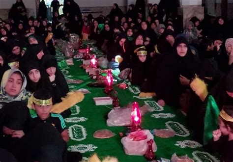 بزرگ ترین سفره حضرت رقیهس با حضور مهمانان کوچک در مصلی رشت فیلم تسنیم
