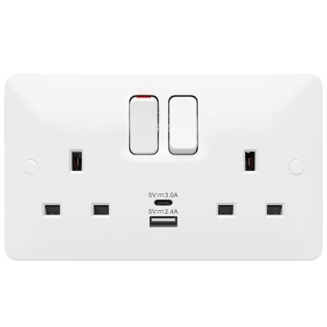 Hager Wmss82 Usbac Switched Socket 2g Dp And Usb