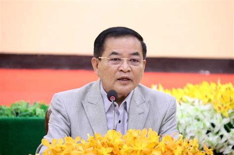 ឯកឧត្តម ម៉ែន វិបុល អភិបាលខេត្តស្វាយរៀង អញ្ជើញជាអធិបតីក្នុងពិធីជួបសំណេះសំណាល