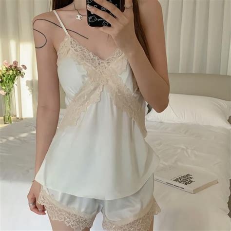 여성 페미닌 무드 레이스 나시 민소매 잠옷 세트 이랜드몰