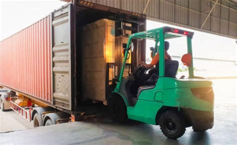 Everything You Need To Know About Container Devanning