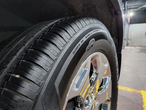 글로스브로 딥블랙 타이어 코팅제 타이어 광택제 추천 타이어 광택제 스펀지 타이어 광택제 사용 공군 후기 네이버 블로그