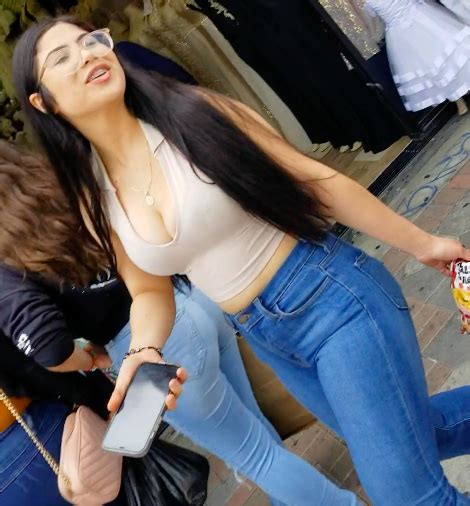 Brace Yourself For This Busty Latina 5 Pic