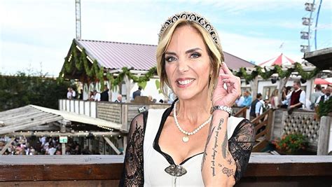 Danni Büchner Zeigt Alles Playboy Chef Spricht über Geld Und Viele