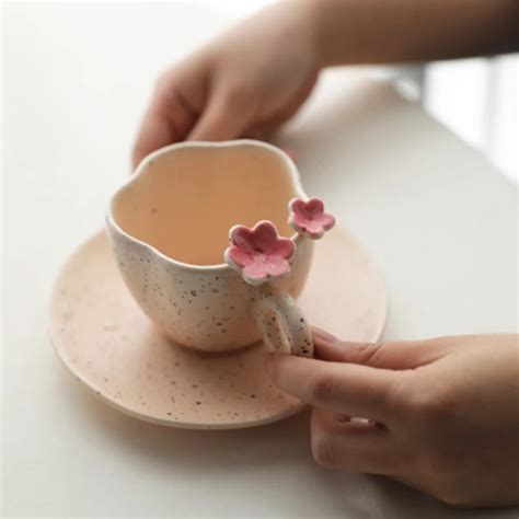 손으로 만든 3 차원 작은 꽃 접시와 차 컵 주방 음료 용기 우유 머그잔 손으로 만든 불규칙한 커피 컵 Aliexpress