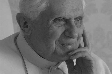 බෙනඩික් පාප් වහන්සේගේ ස්වර්ගස්ථය වෙනුවෙන් සොව පළකෙරේ