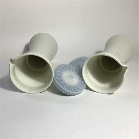 Tupperware Container Salad Dressing