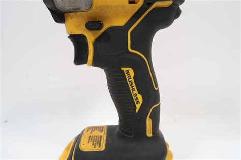 Dewalt Dcf809 20v Max Cordless Brushless Compact 1 4 In Impact Driver
