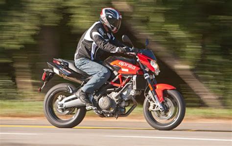 Aprilia Shiver 750 Review 2010 2015 Performance And Features 2wheels Hero