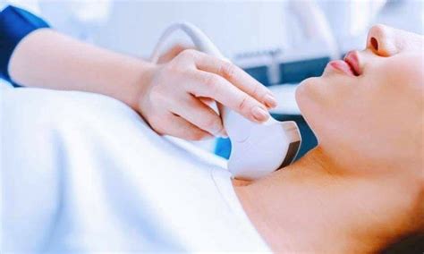 📌 มะเร็งไทรอยด์ Thyroid Cancer เกิดจากความผิดปกติของเซลล์ที่เจริญเติบโตขึ้นอย่างรวดเร็วในต่อม