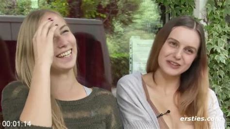 Sch Ne Deutsche Blondine Zu Besuch Bei Freundin In Berlin Intporn Forums