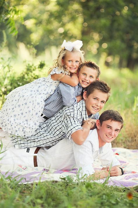 Photoshoot Ideas For Sisters