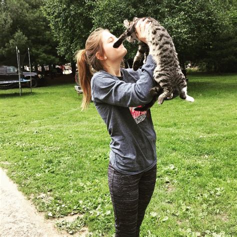 Alexis Simonette Medium