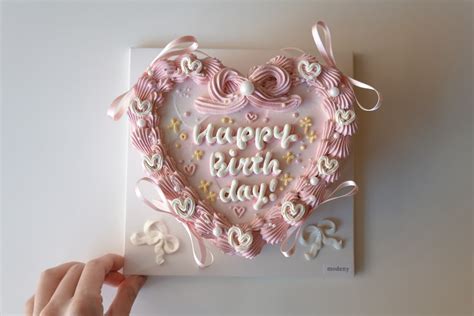 모드니 🧸 광주케이크 동명동케이크 당일케이크 광주웨딩케이크 꽃풍선 Modeny Cake • Instagram Photos And Videos