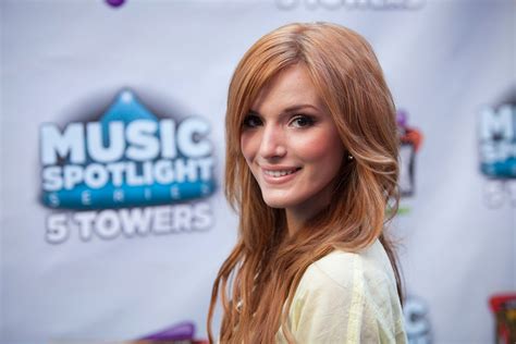 Bella Thorne Pictures Hotness Rating Unrated