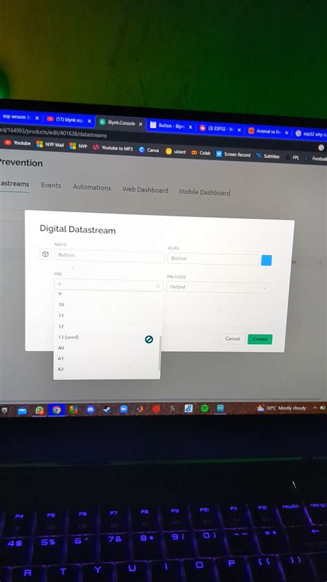 so i am using the esp32 for my project and i notice i cannt select