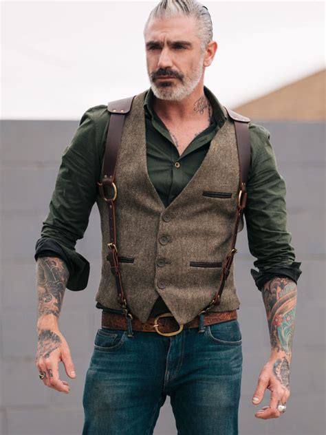 راهنمای انتخاب و خرید ساس بند مردانه ستاره