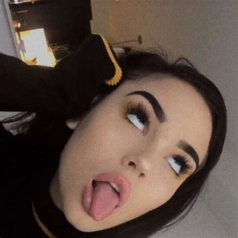 Youtube Aesthetic Girl Maggie Lindemann Girl Tongue