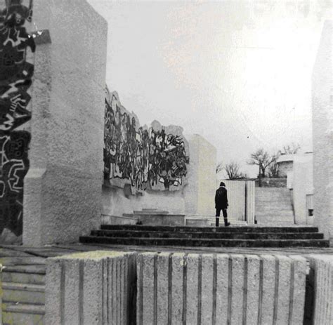 Споменик на слободата Кочани Раѓеновиќ и Чемерски МАРХ