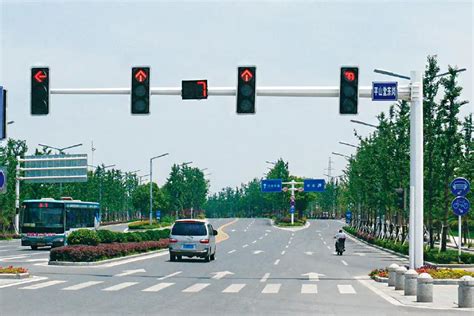 交通信号灯道路太阳能红绿灯信号灯厂家 红岸有限公司 交通信号灯道路太阳能红绿灯信号灯厂家 红岸有限公司
