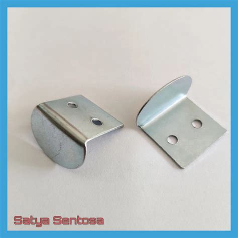 Jual Klem Plat Kaca Model L Klem Siku Besi L Plat Penjepit Kaca Kab Jepara Satya