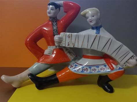 Статуетка велика — ціна 500 грн у каталозі Статуетки Купити товари для дому та побуту за