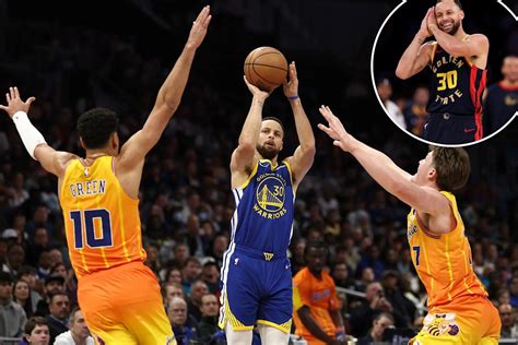 Warriors Rule Out Curry For At Least Five More Games With Knee Issue Aol