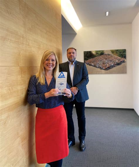 Knipex In Wuppertal Cronenberg Vom TÜv Rheinland Erneut Zertifiziert