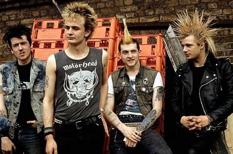 Sex 7th June 1977 Queen Elizabeth Boat River Thames London Photo