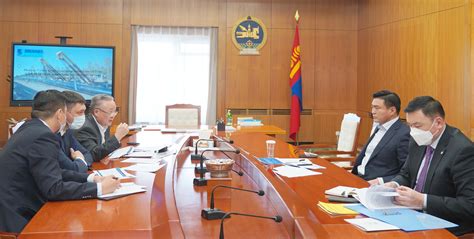 ХИЙН ХООЛОЙН ТӨСЛИЙН АЖИЛ ХУВААРИЙН ДАГУУ ҮРГЭЛЖИЛЖ БАЙНА