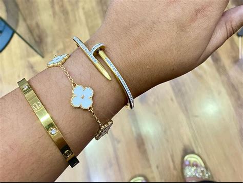 Trio InspiraÇÃo Vanclef Em Semi Joia 03 Maça Rosa