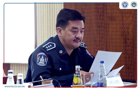 Гэр бүлийн хүчирхийллээс урьдчилан сэргийлэх тулгамдаж буй асуудлыг хэлэлцэх уулзалт зөвлөгөөн