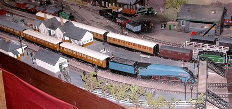 Innovative Oo Scale Model Train Layout