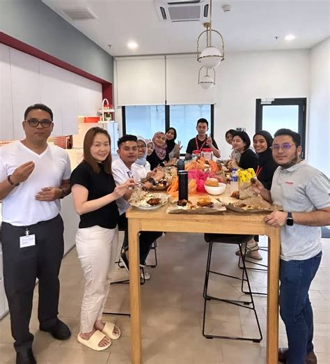 Wan Nuur Fatiha On Linkedin This Photo Was Taken 2 Days Ago When My Colleagues And I Had Lunch…