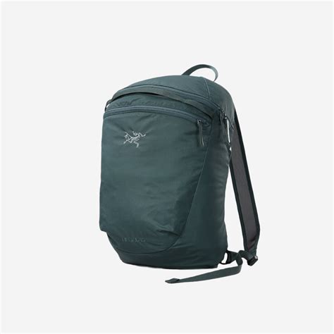 아크테릭스 헬리아드 15 박스카 Arcteryx Kream