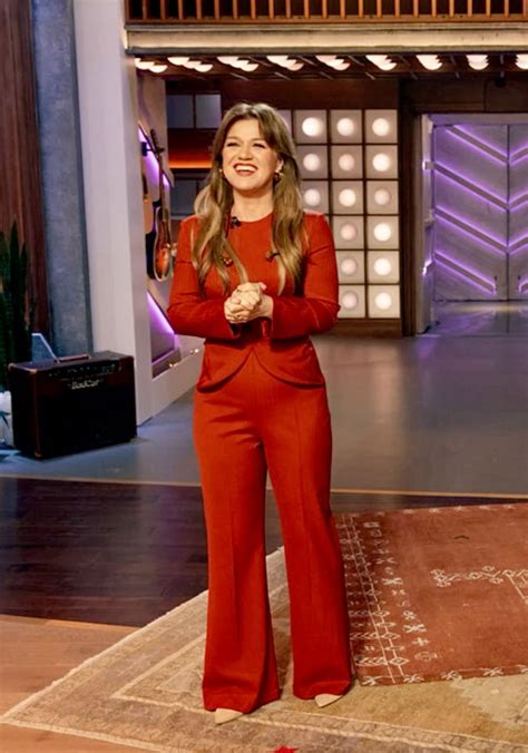 Kelly Clarkson Style Outfits Kelly Clarkson Style 2024 Kelly