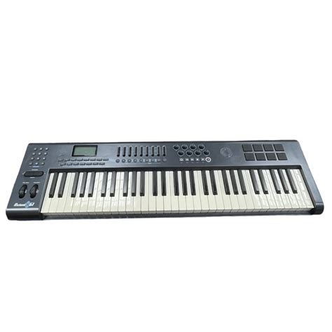 Pre Owned M Audio Axiom 61 Midi Keyboard Controller Own4less