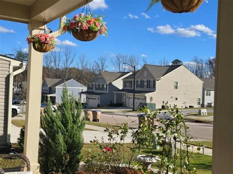 Spacious 5 Bed 4 Bath Modern Home With Fl House Rental In Youngsville Nc