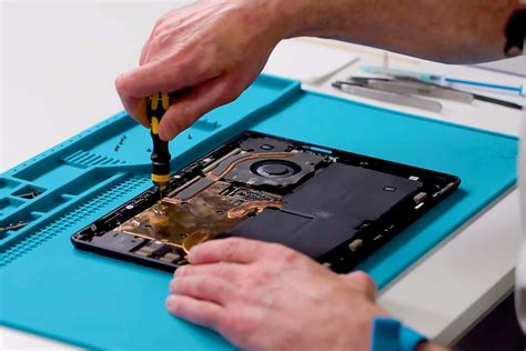 Microsoft Publishes A Repair Video For The Surface Pro 10