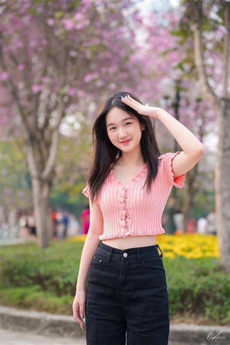 “ကျွန် ကျွန်တော်စိတ်တေလွတ်သွားတယ်တောင်းပန်းပါတယ် အစ်မရယ်”“လူကြီးတေနဲ့