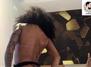 Секс с 18 годишни Ебане в гъза youngsexer