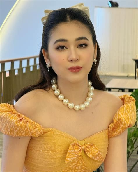 លេងស្ទាយ៍ថ្មីមួយនេះ ពេជ្រ សូលីកា នៅតែបង្ហាញភាពស្រស់ស្អាត គួរឲ្យស្រលាញ់ Khmerload Cambodia