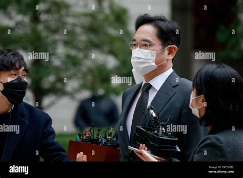 Samsung Electronics Vice Chairman Jay Y Lee Jae Yong Lee Arrives To Attend A Court Hearing To
