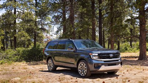 Explore The 2026 Ford Expedition Built For Adventure