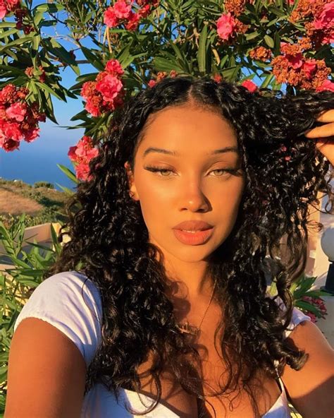 Pin By Grays Time On Curly Light Skin Girls Light Skin Black Girls