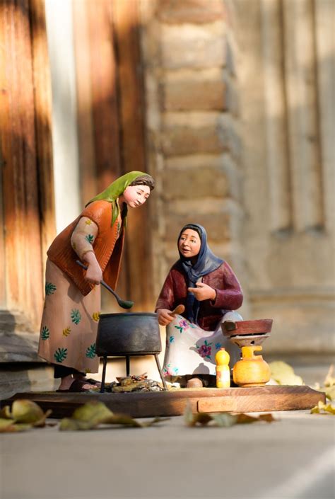 ساخت مجسمه با عاطفه شریفی