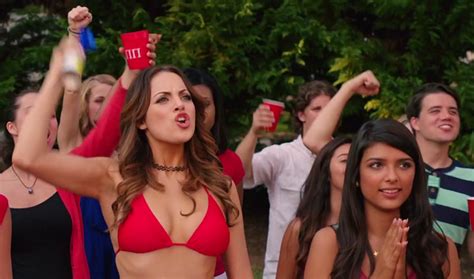 Elizabth Gillies Vacation Bikini Cleavage Hotgirlpic