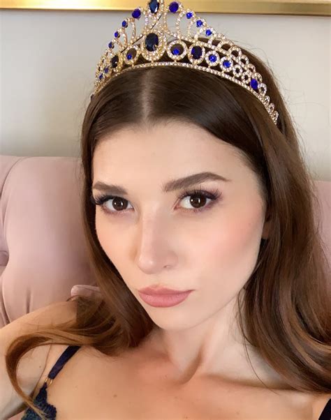Goddess Eva De Vil Domme Addiction Daily Fix Friday July 30th 2021
